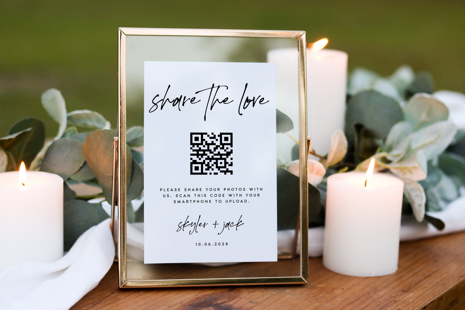 Share the Love QR Code Sign Template 5x7 and 8x10 Photo Album - Etsy UK