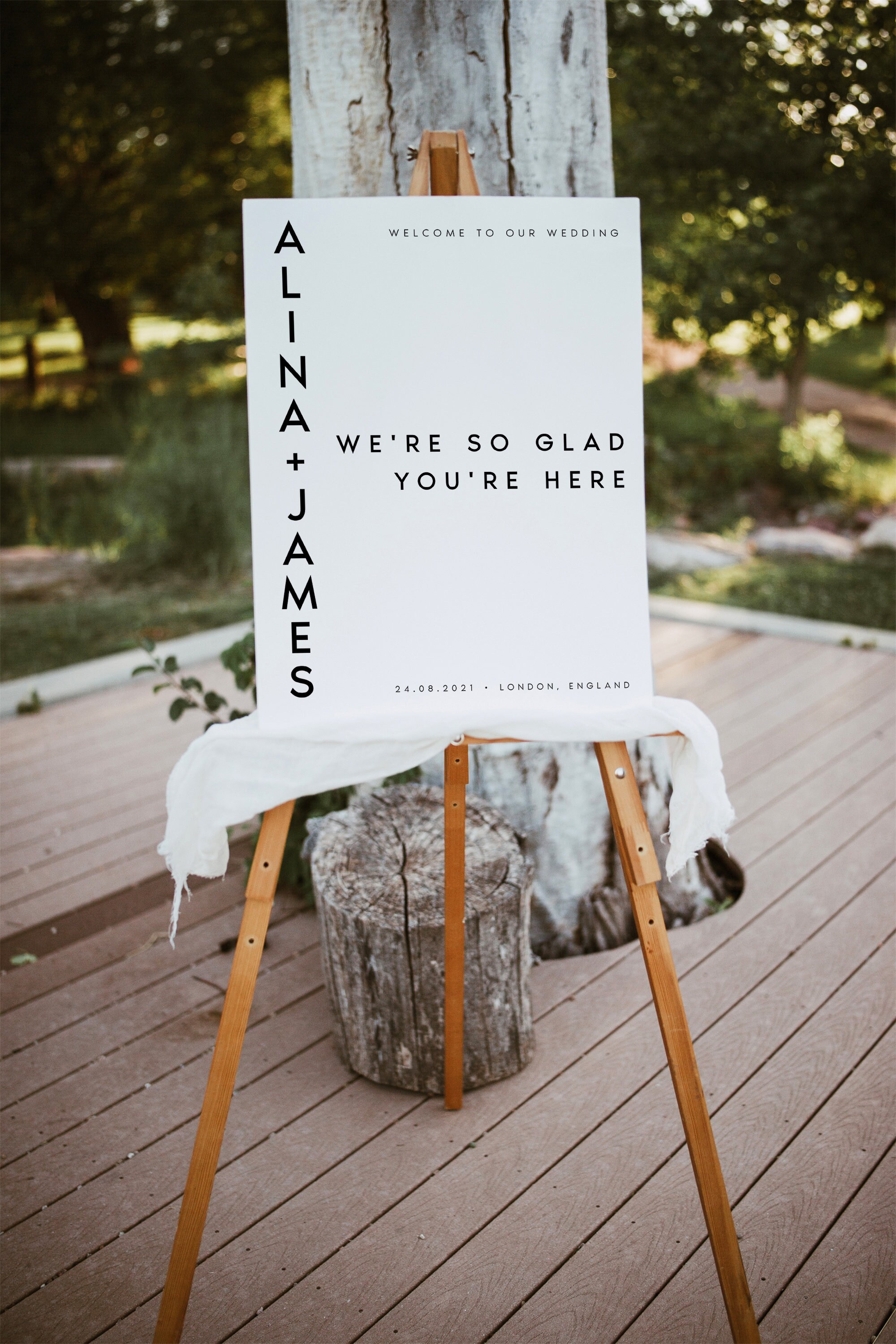 We're so Glad You're Here Wedding Welcome Sign - Etsy