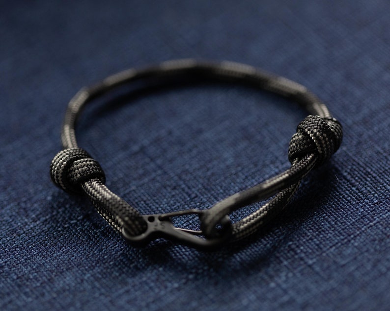 Adjustable Camo Paracord Bracelet: Outdoor Survival Tactical Braid - Etsy