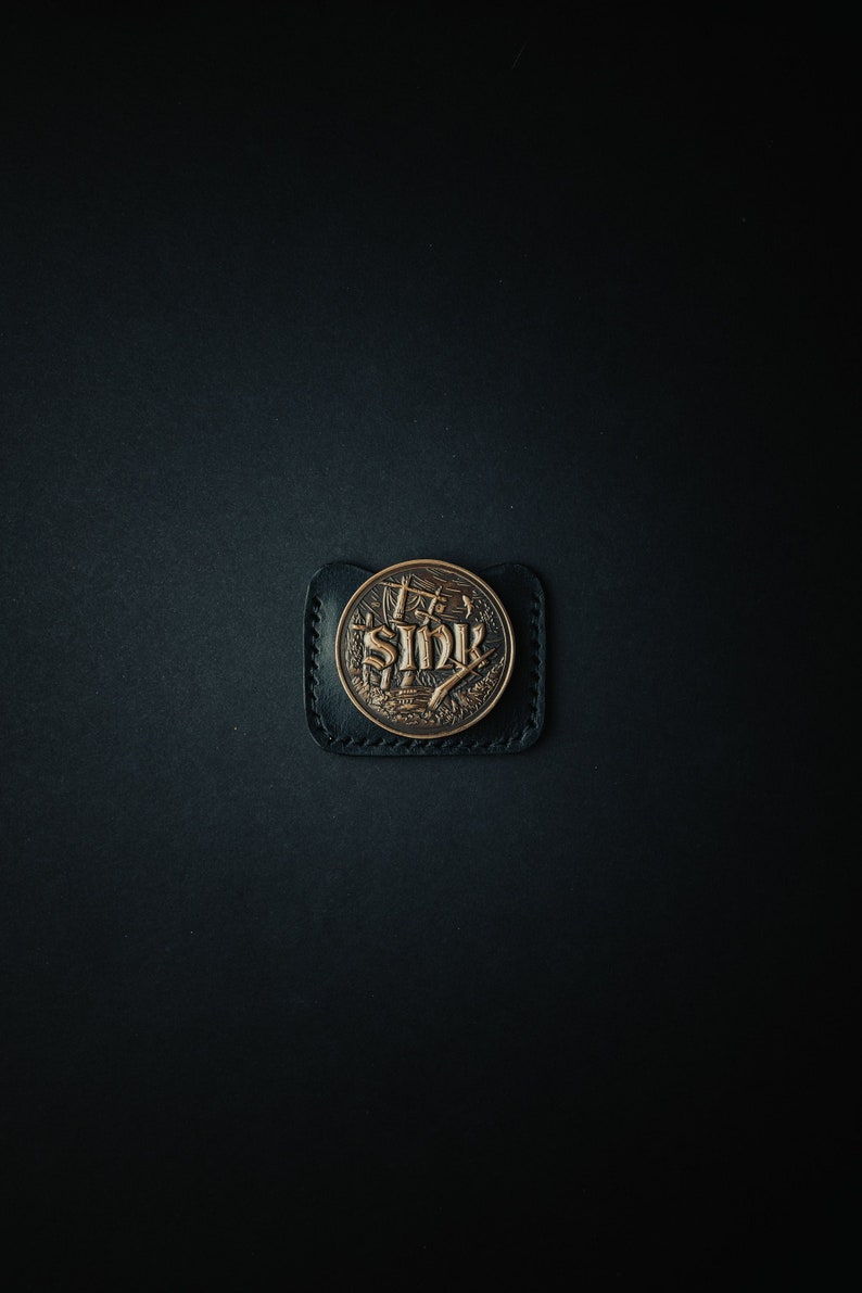 EDC Leather Coin Slip, Challenge Coin, EDC Gear - Etsy