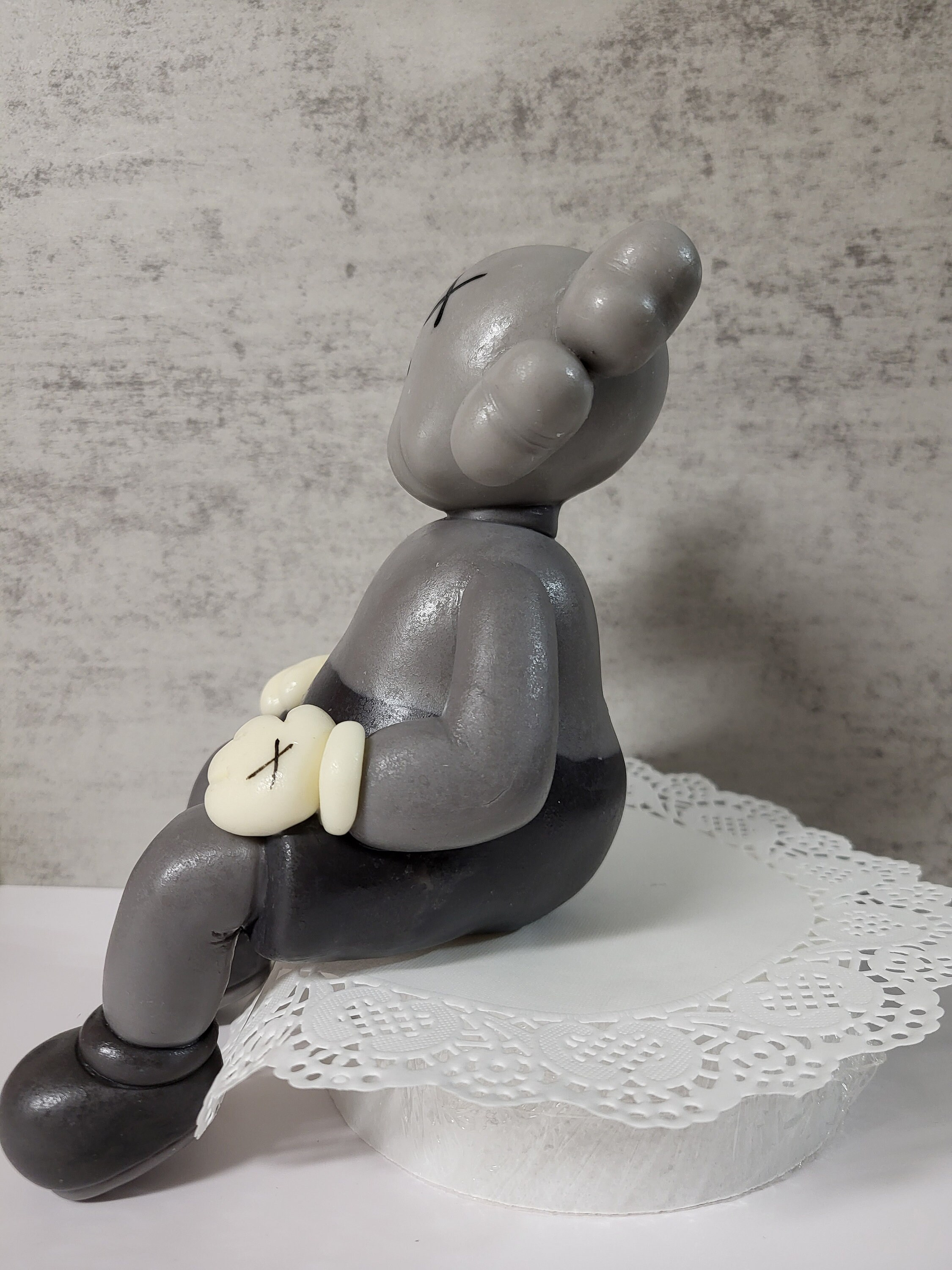 Kaws (handcrafted Figurine) - Etsy
