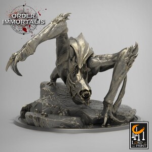 Crawling Bat Ready to Strike Lord of the Print Order Immortalis RESIN ...