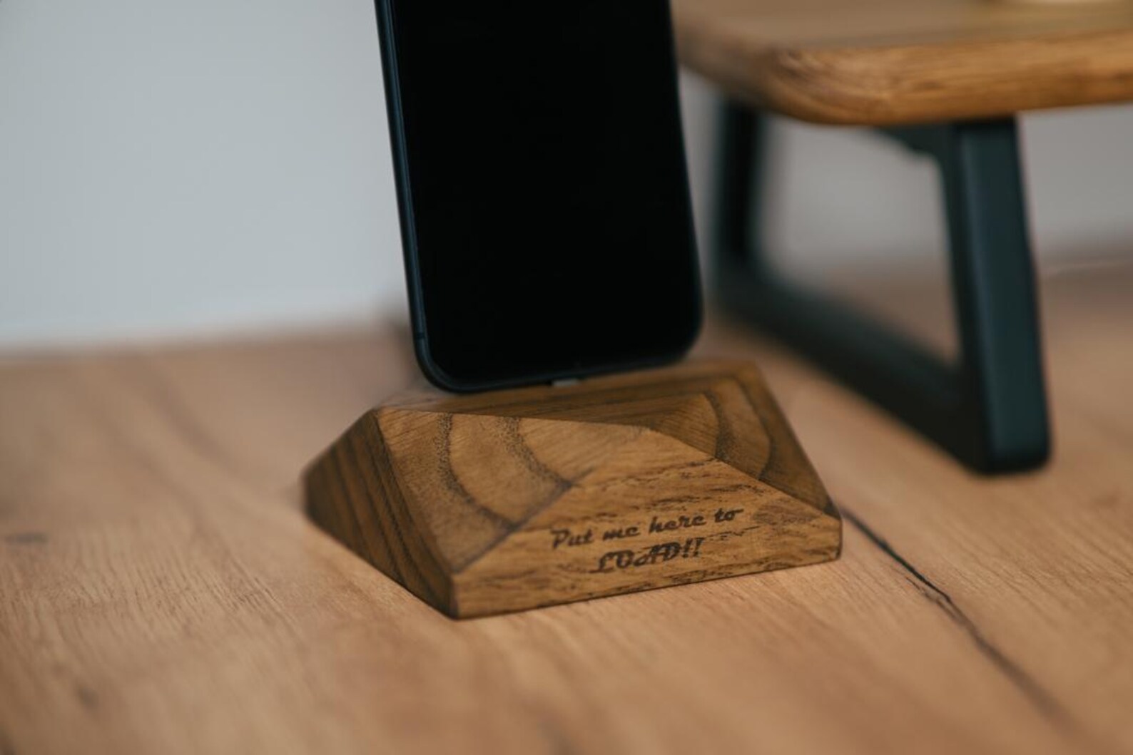 Personalized Wooden Charging Dock, Engraving Gift for Men, iPhone ...