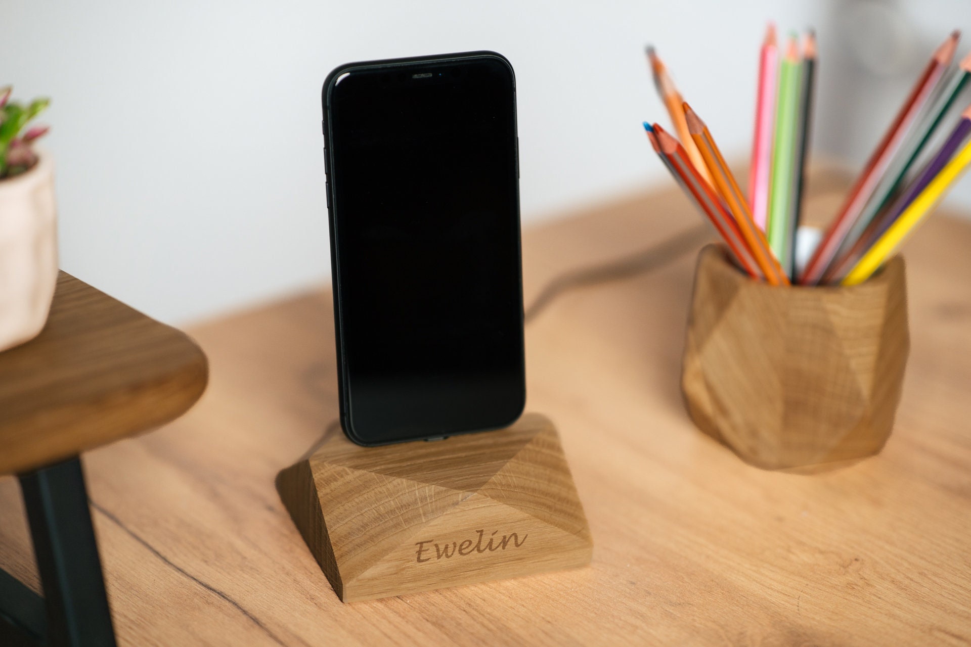 Personalized Wooden Charging Dock, Engraving Gift for Men, iPhone ...