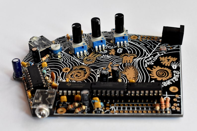 Fort Processor - Black & Gold, Fully Built Synth. FX Synthesizer, Noise ...