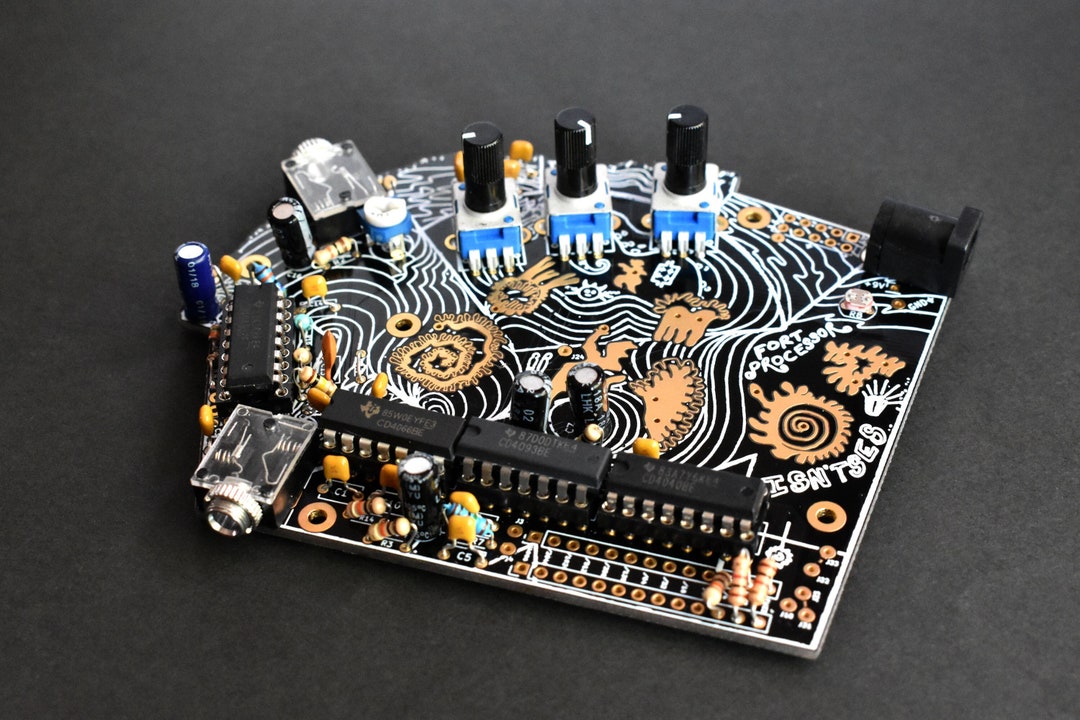 Fort Processor - Black & Gold, Fully Built Synth. FX Synthesizer, Noise ...