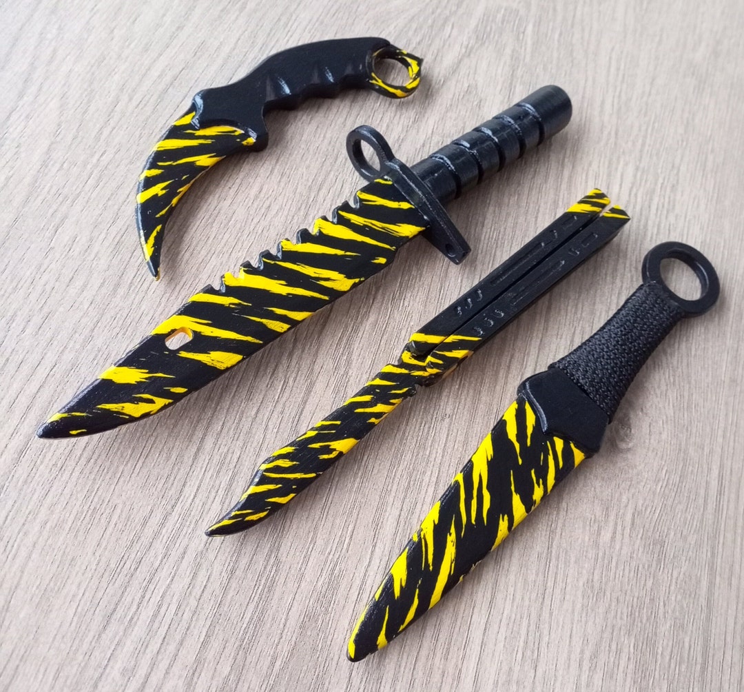 A Set of Wooden Knives for Cosplay and Games (toy). 4 Items. Skin ...