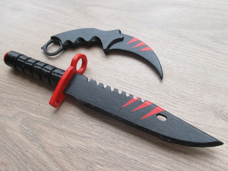 Set of Wooden Knives Toys of the Game in Color scratch karambit M9 ...