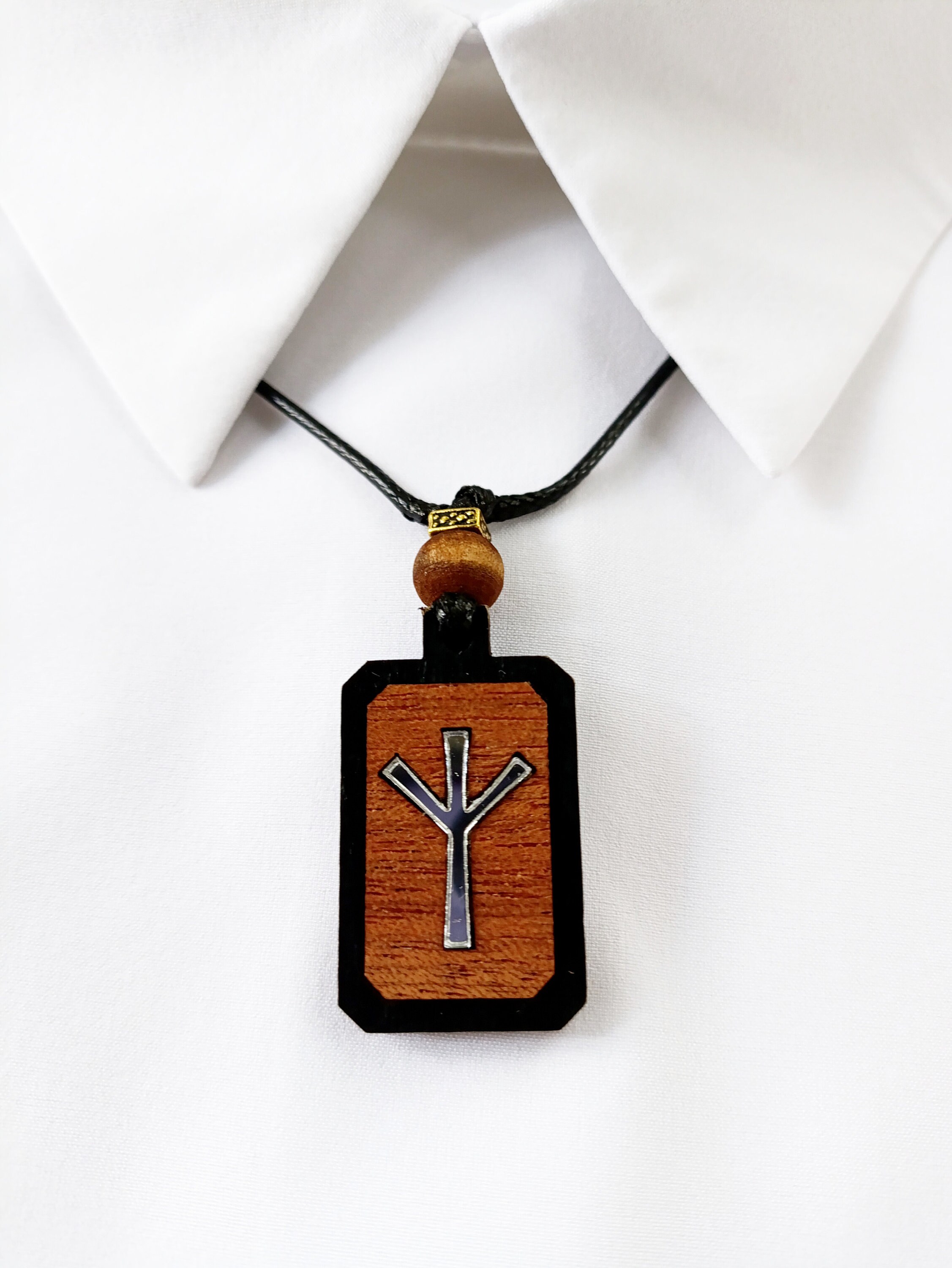 Norse Algiz Rune Pendant – Wooden Pagan Protection Charm - Etsy