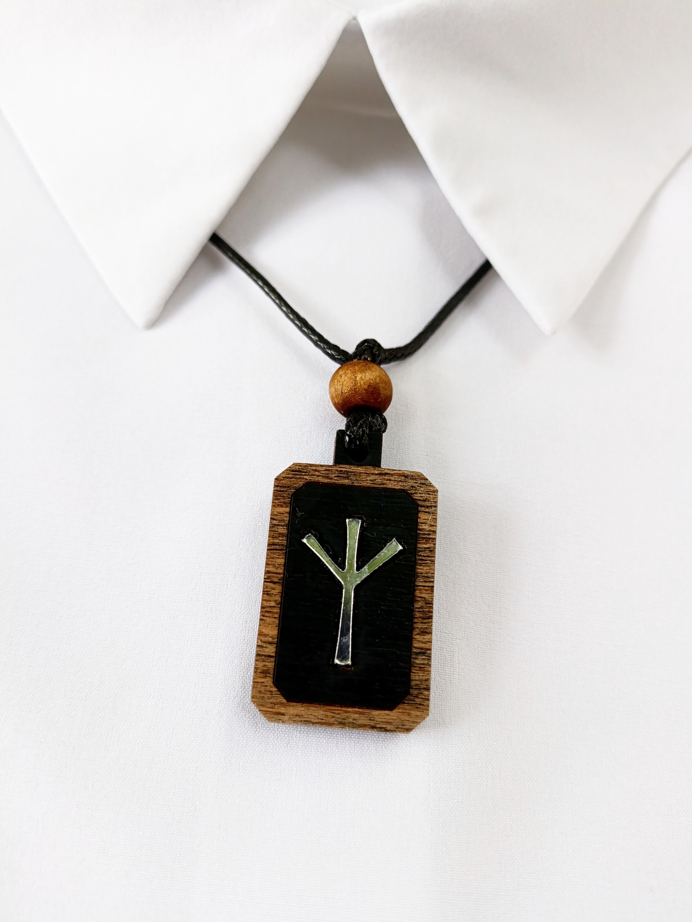 Norse Algiz Rune Pendant – Wooden Pagan Protection Charm - Etsy