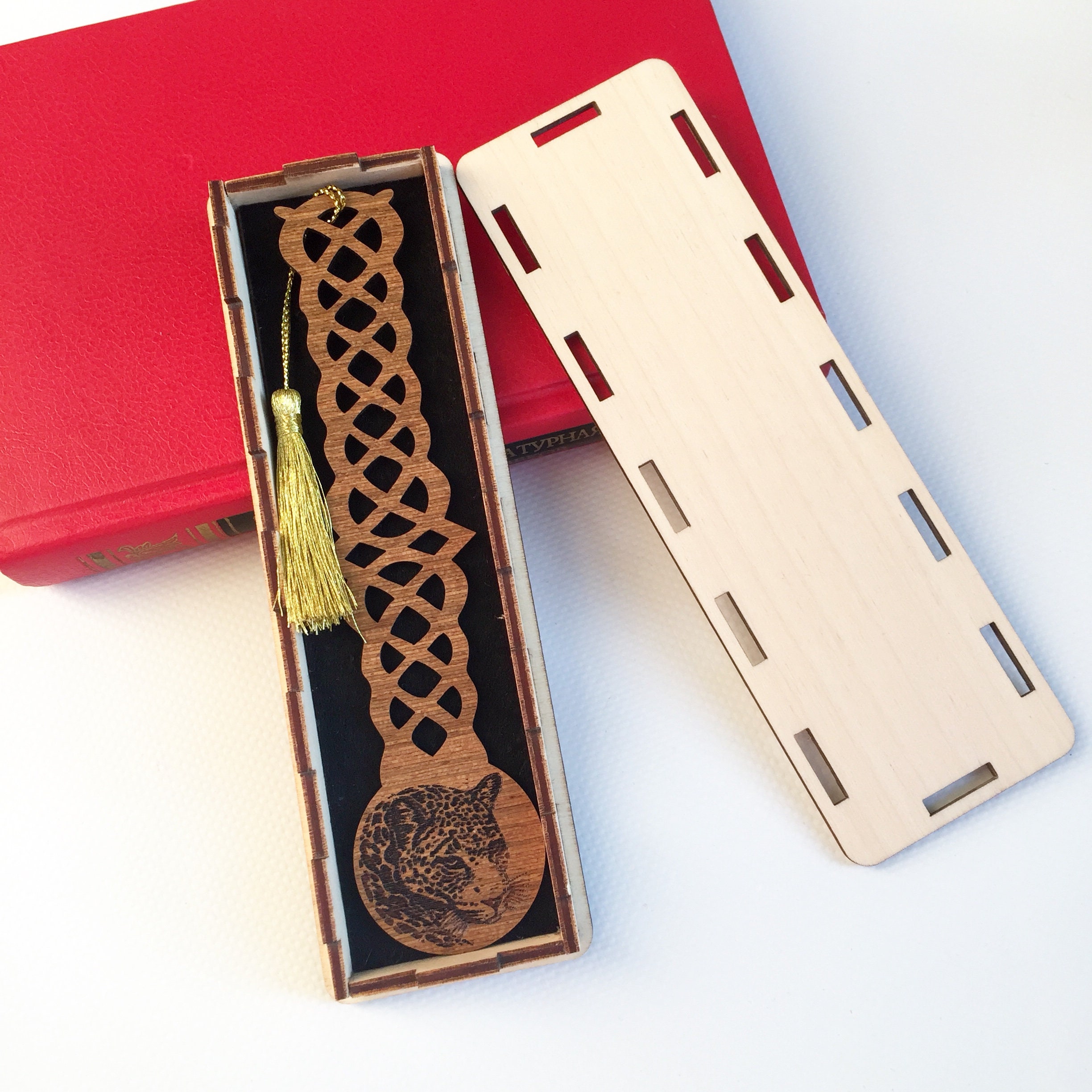 Cheetah Wooden Bookmark, Animals Pattern, Wood Bookmarks, Engraved ...