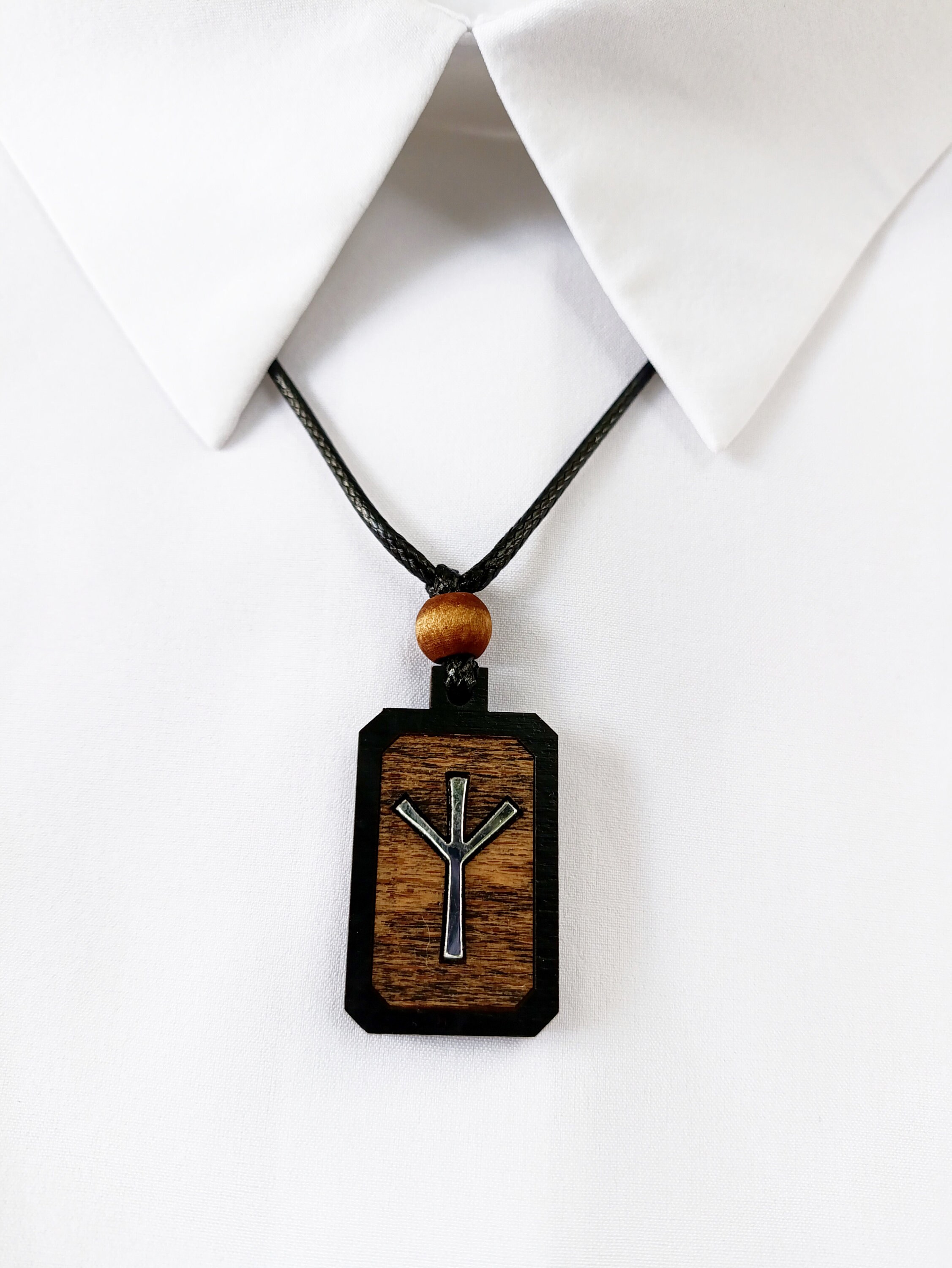 Norse Algiz Rune Pendant – Wooden Pagan Protection Charm - Etsy