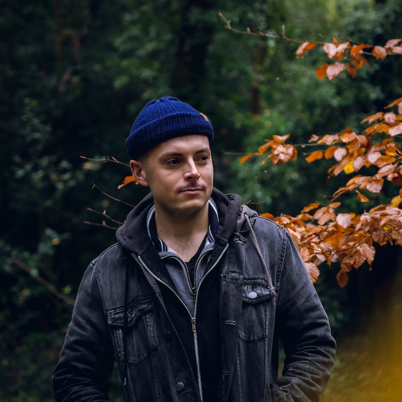 Fishermans-style Trawler Wooly Hat. Royal Navy Trawler Beanie for Men ...