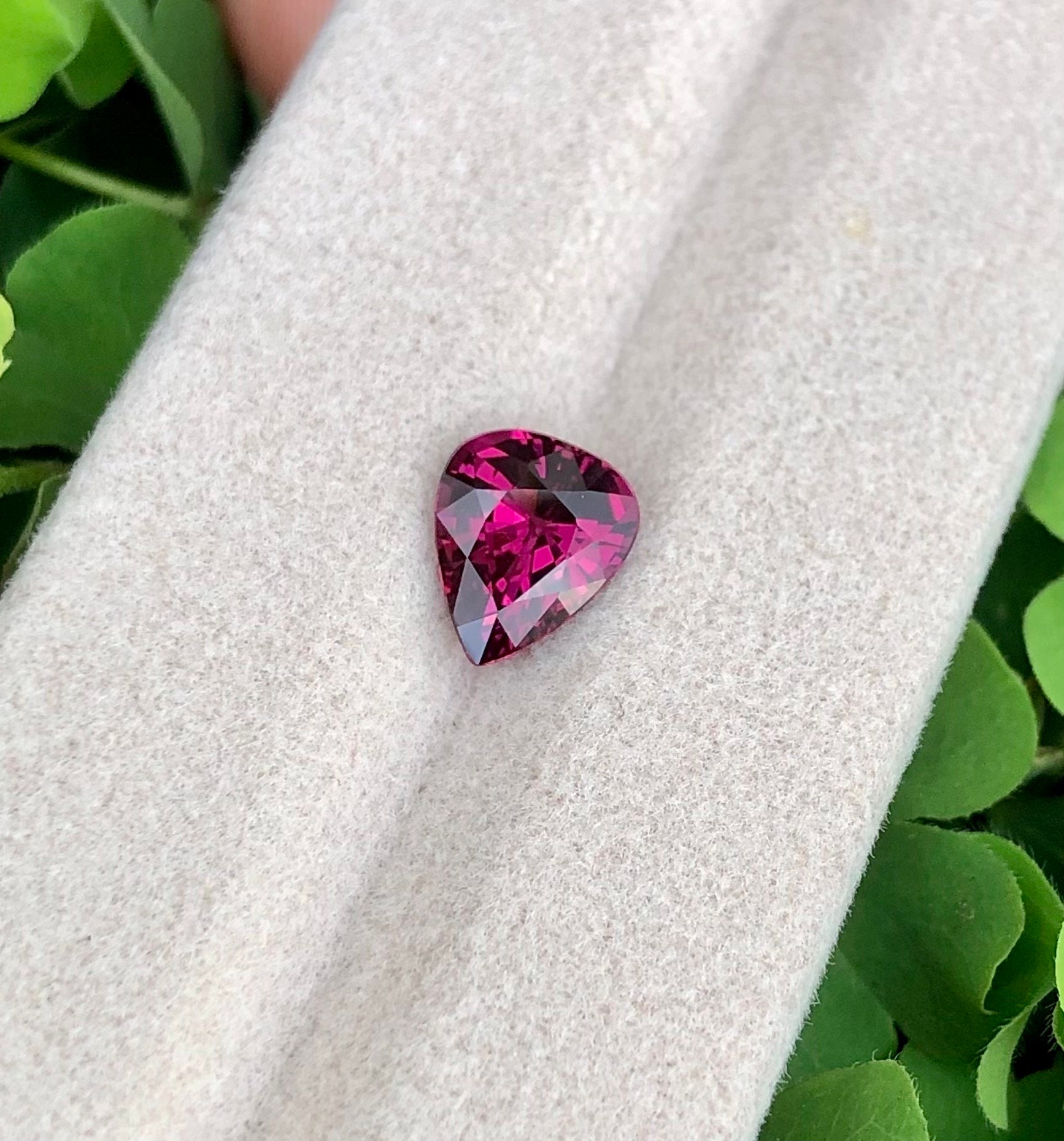 Natural Rhodolite Garnet 2.20 Cts.gem Have Hidden Inclusion,pear Shape ...