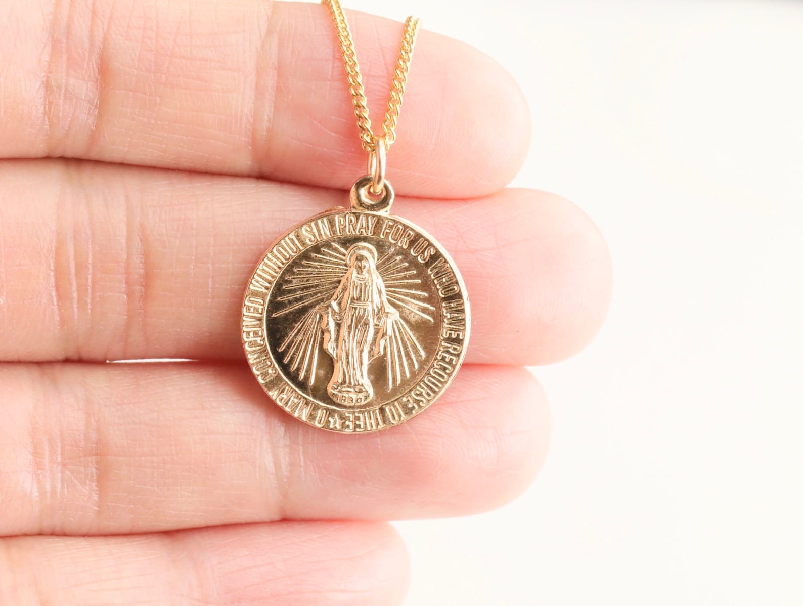 14k Gold Filled Virgin Mary Coin Necklace: Miraculous Medal - Etsy