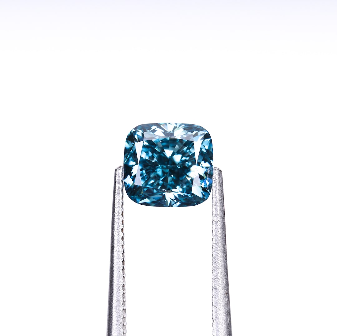 1.00 CT, 5.6 X 5.3 MM | Blue Diamond | Cushion Cut Diamond | Fancy ...