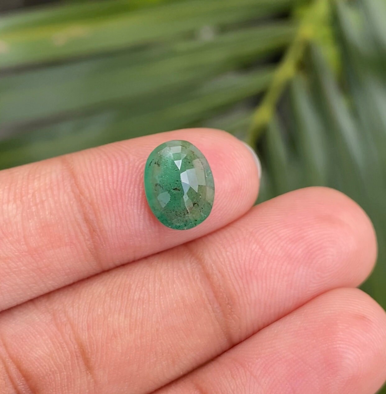 2.39 CT, 10.5 X 8.1 MM | Natural Emerald | Green Emerald Neon Emerald ...