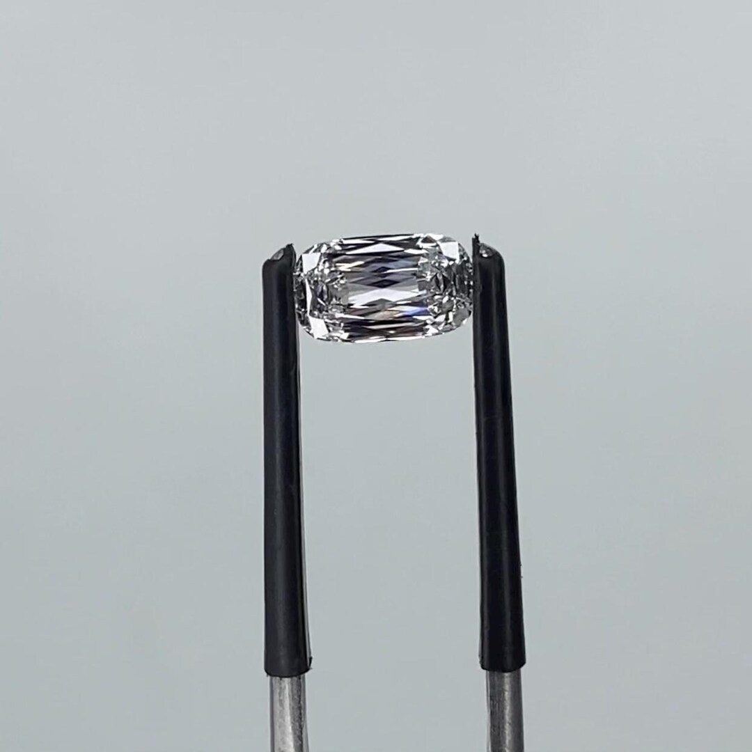 1.03 ct, 8,3 X 4,8 MM | Labor gewachsener Diamant | Labor erstellt ...