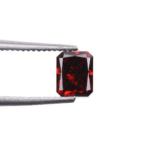 0.51 CT | Red Color Radiant Cut Diamond | Lab Grown Diamond | Unique ...
