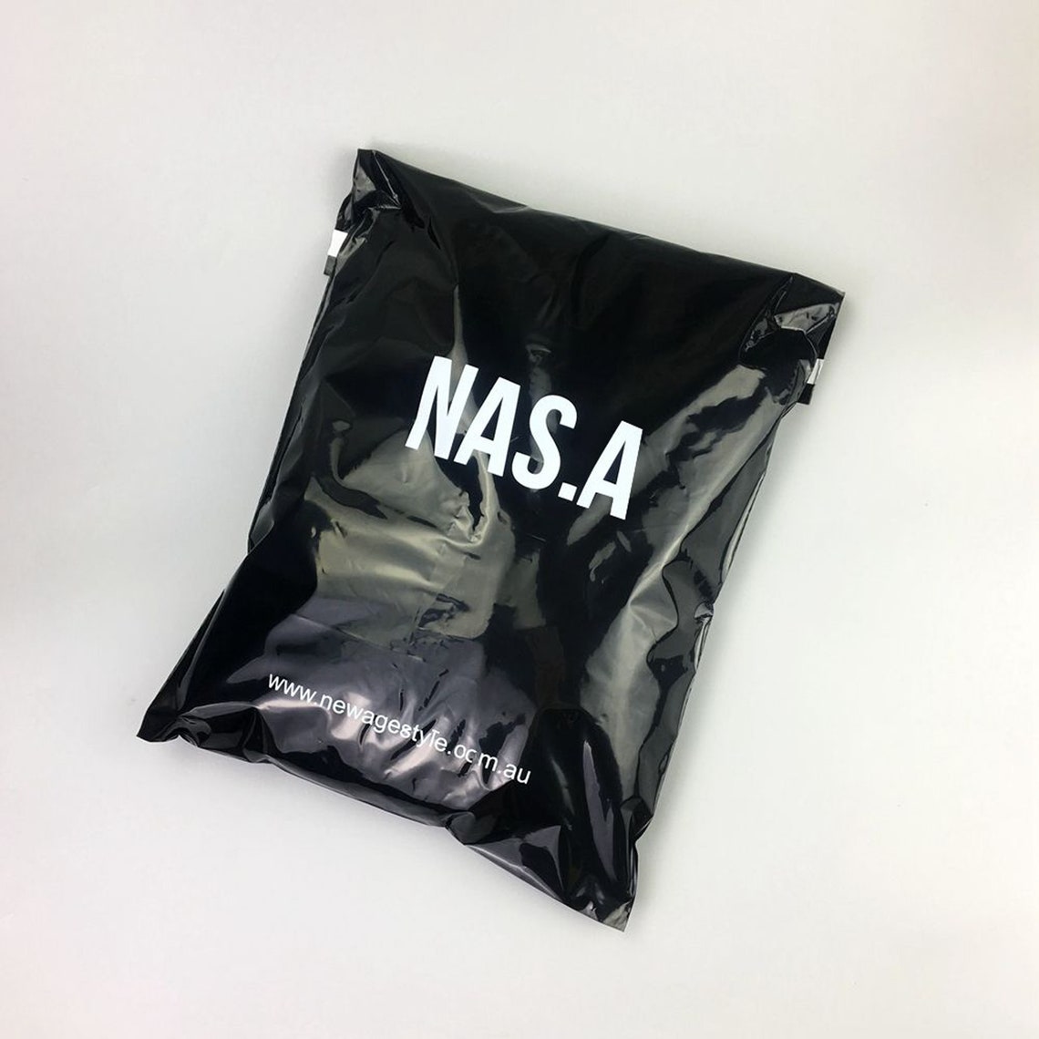 Black Custom Mailing Bags, Custom Poly Mailer With Logo, Eco Friendly ...