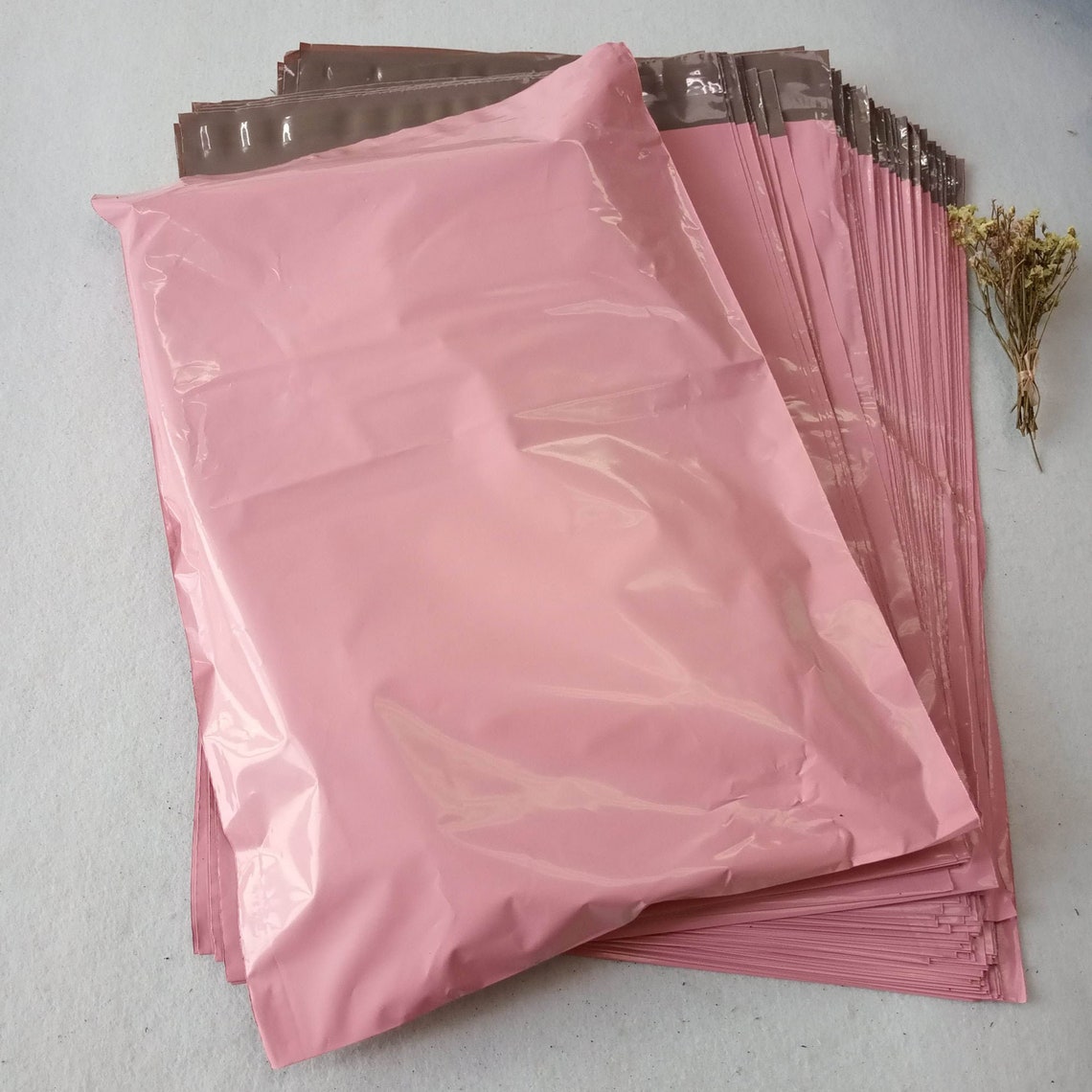 Custom Pink Printed Plastic Bags, Custom Retail Packaging, Custom Poly ...