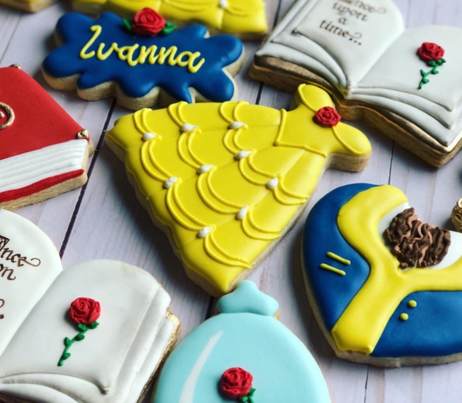 Bella Cookies | Etsy