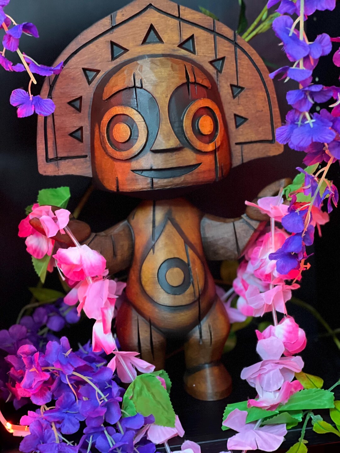 16 Inch Disneys Polynesian Village Statue/ Tiki Maui Statue/ Tiki Shrug ...