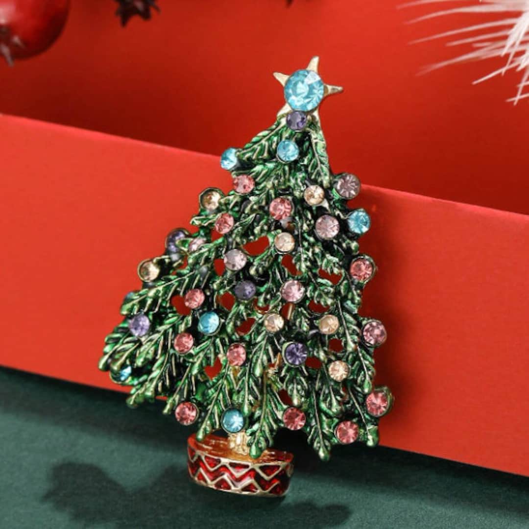 Beautiful Christmas Tree Brooch - Etsy UK