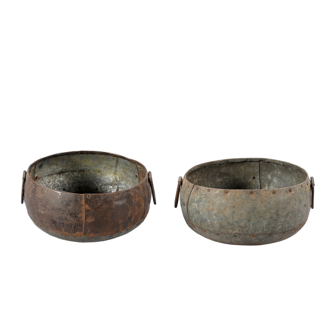 Vintage Metal 13" Round Bowl Farmhouse Table Decor | Distressed Metal ...