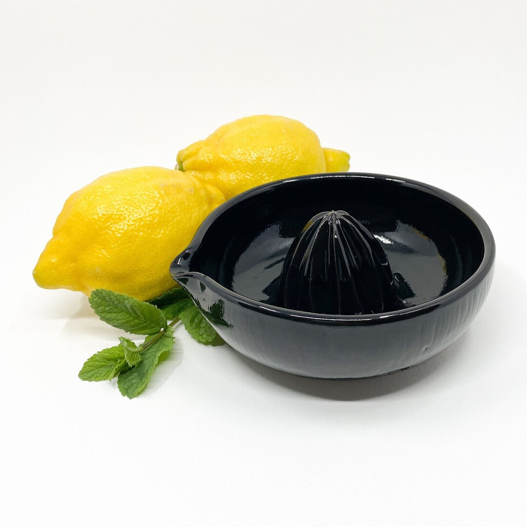 Black Ceramic Lemon Juicer, Handmade Stoneware Citrus Reamer, Manual ...
