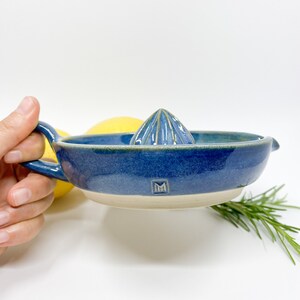 Blue Ceramic Lemon Squeezer With Handle, Manual Citrus Reamer With ...