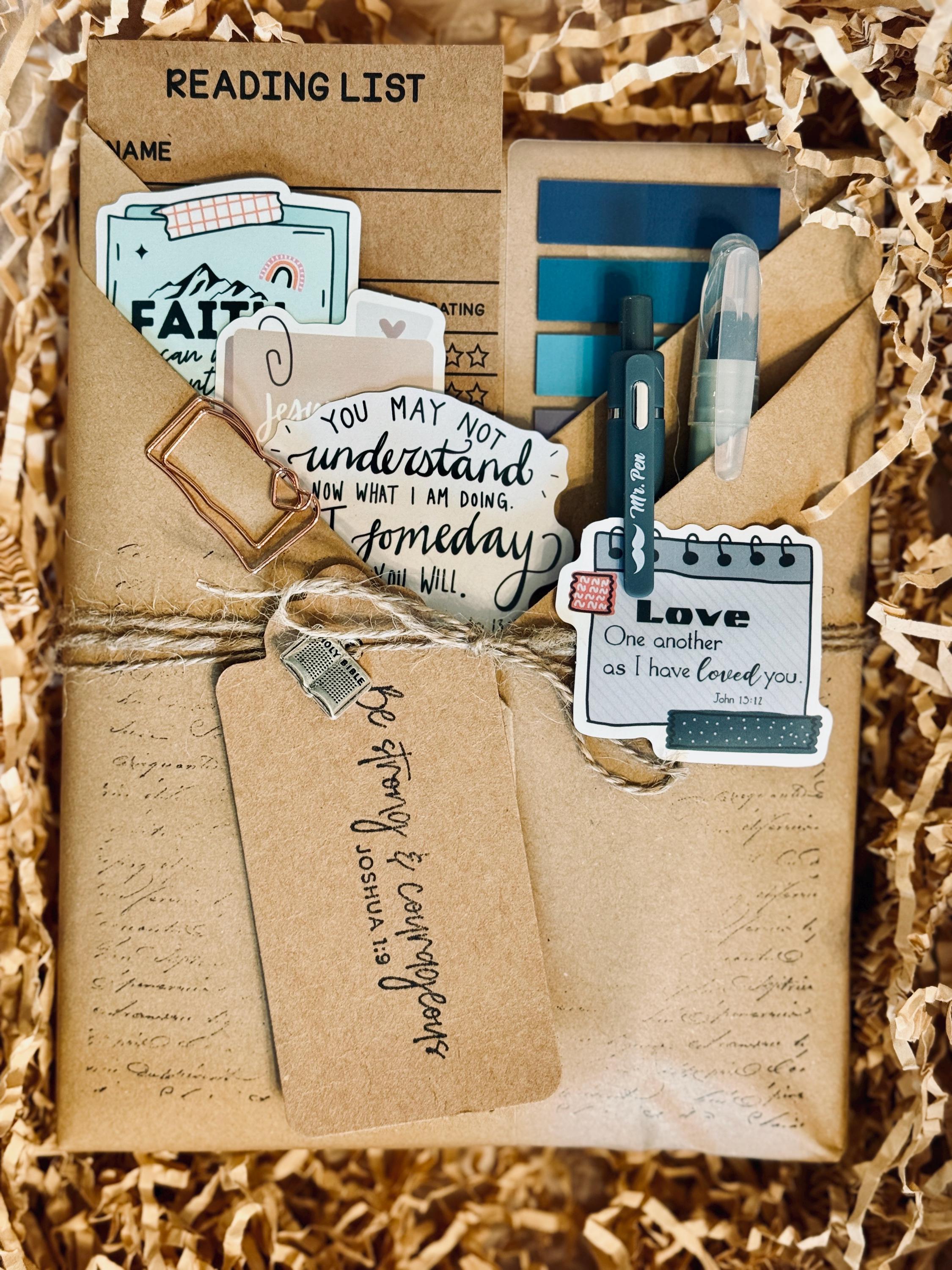 Mystery Book Lover Gift Set: Blind Date With A Book, Bookish Gifts ...