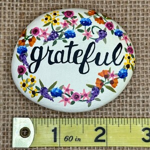 Painted Rock Grateful Colorful Flower Wreath Beach Rocks - Etsy
