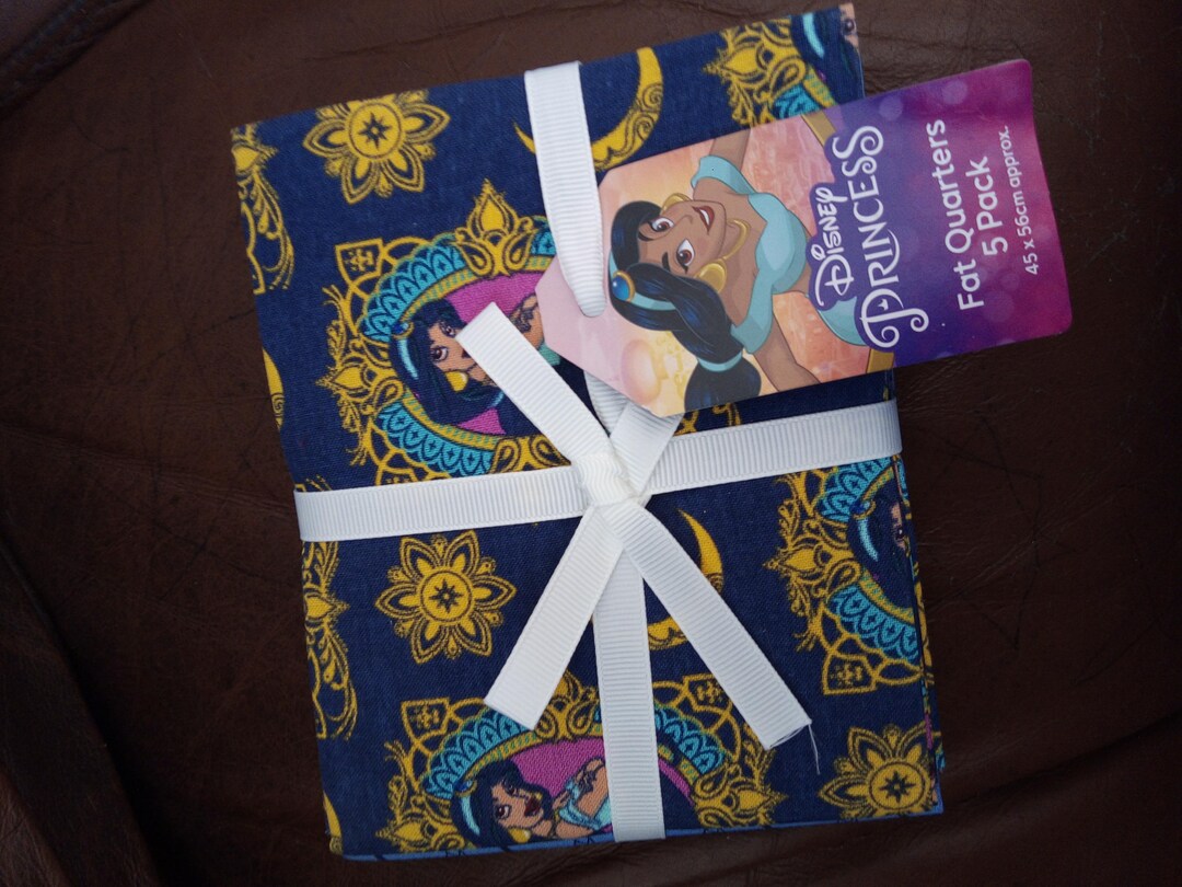 Disney Princess Aladdin Fat Quarter Bundle 100% Cotton (5 Approx ...