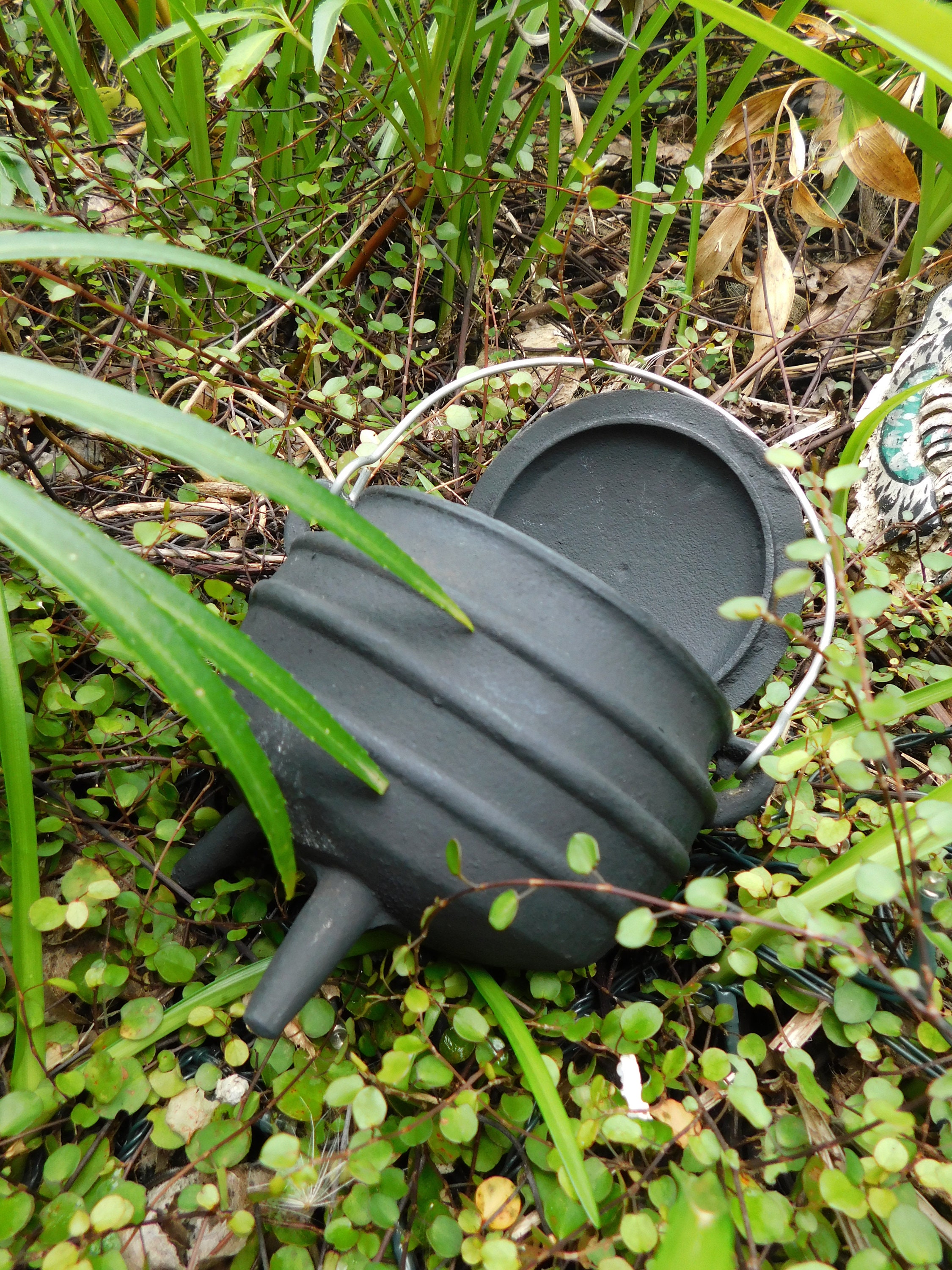 Cast Iron Cauldron 16cm. Cauldron Extra Large. Wiccan Kitchen - Etsy ...