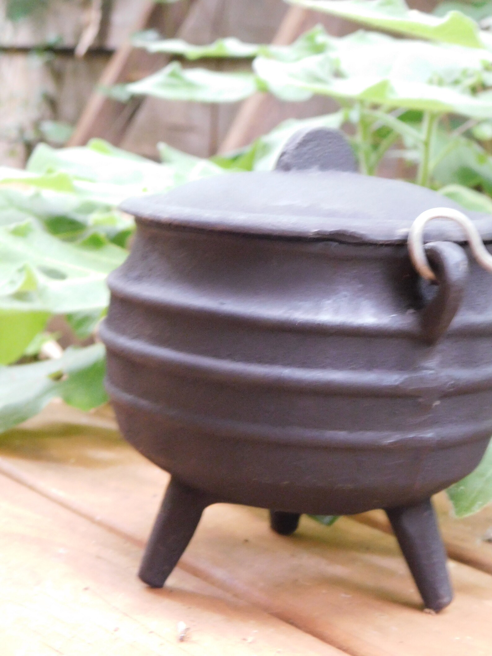 Cast Iron Cauldron 16cm. Cauldron Extra Large. Wiccan Kitchen - Etsy ...