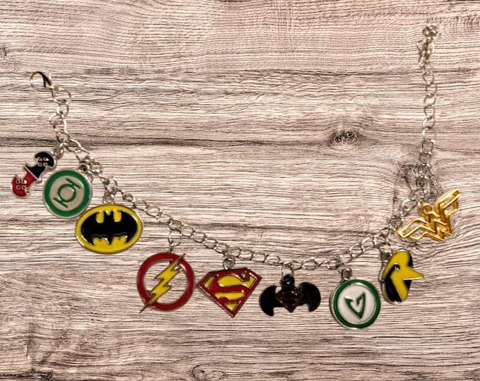 DC Justice League Charm Bracelet: Superhero Set - Etsy