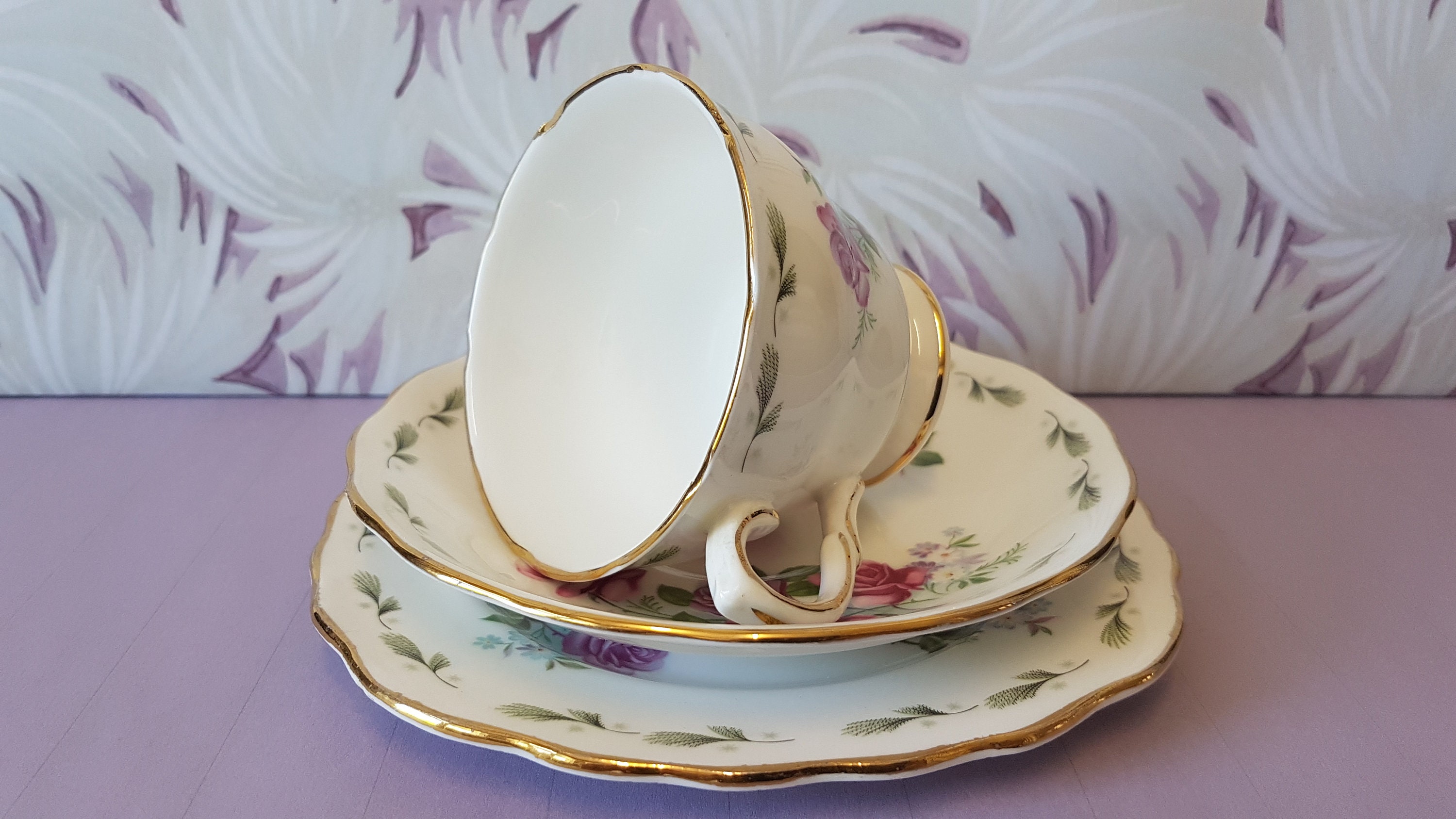 Colclough / Royal Vale Trio. Bone China. Pink Roses. Pattern - Etsy Canada