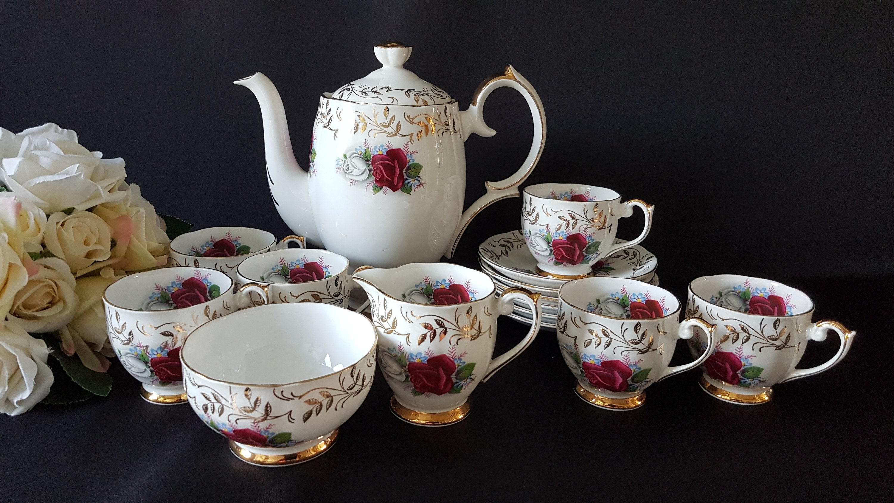 Queen Anne 15-Piece Coffee Set. Red & White Roses Pattern. | Etsy