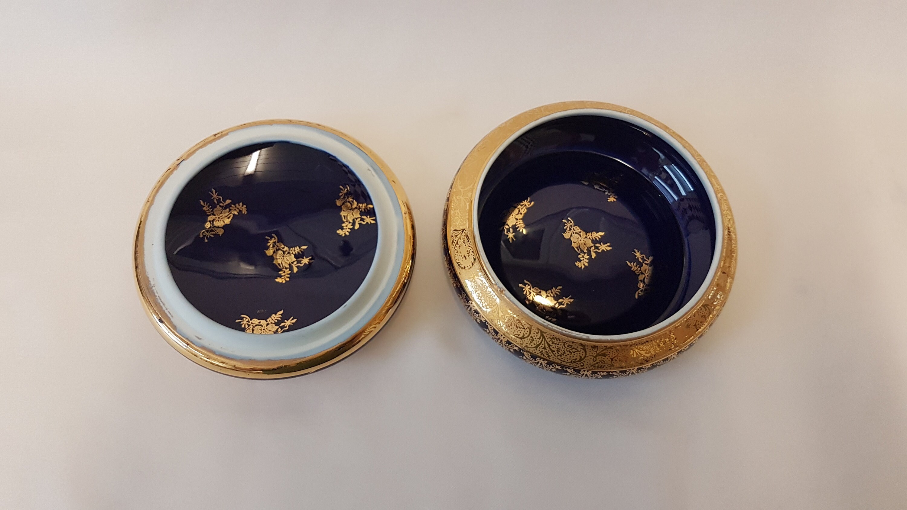 Le Roy Porcelain Trinket / Powder Box. Limoges, France - Etsy