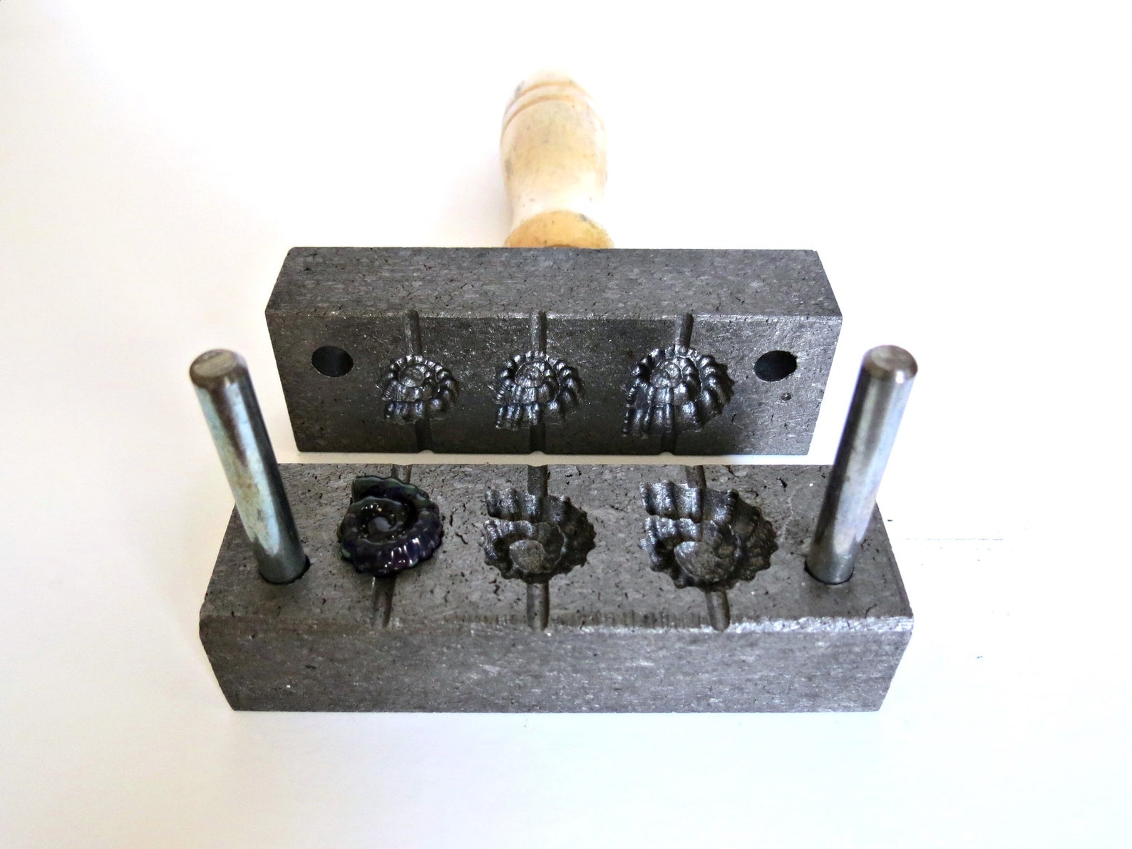 Graphite Press for Ammonite Shaped Lampwork Beads Making - Etsy