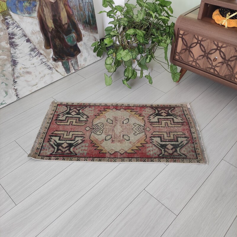 2x4 Runner Rug - Etsy