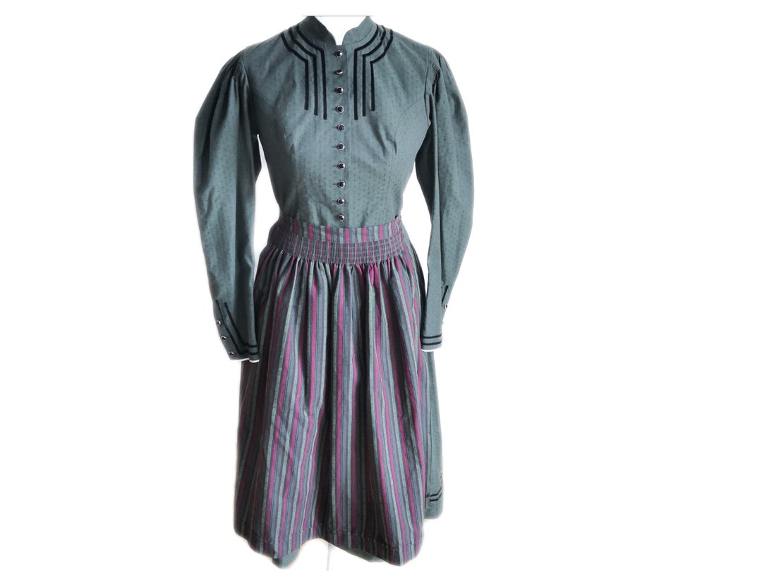 Vintage Traditional Dress, Austrian, Bavarian German Folklore ...