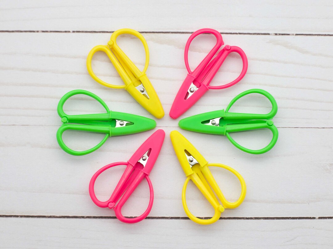 Mini Scissors Snipping Knitting Crochet Embroidery Super Travel Size ...