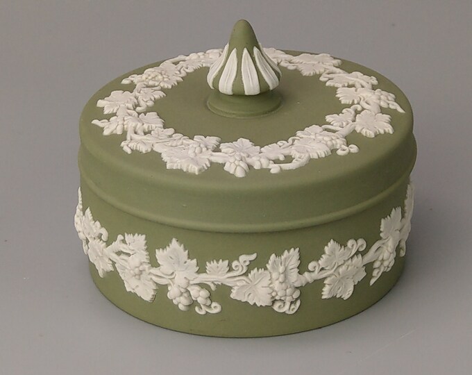 Wedgwood Box Round Green Jasperware Grapevines Pattern - Etsy