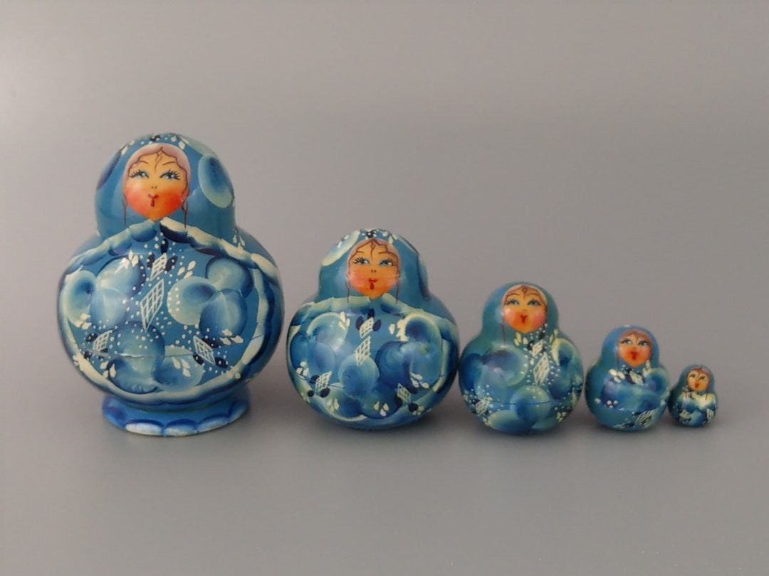 Vintage Small Matryoshka Nesting Dolls in Blue Signed - Etsy