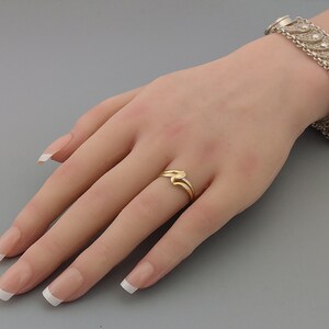 Vintage 9ct Gold Ring Knot Over Loop by George Stockwell - Etsy