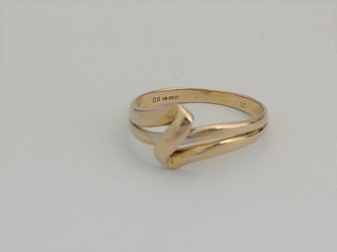 Vintage 9ct Gold Ring Knot Over Loop by George Stockwell - Etsy