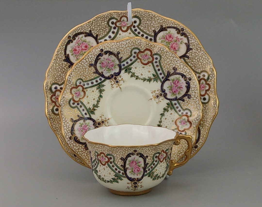 Isabel Aspden Trio Tea Set Hand Decorated With Roses and Garland - Etsy