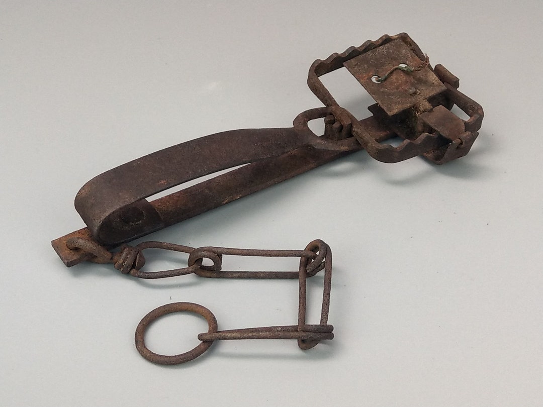 Vintage Small Trapper Traps Movie Prop Wrought Iron Hunting House Decor ...